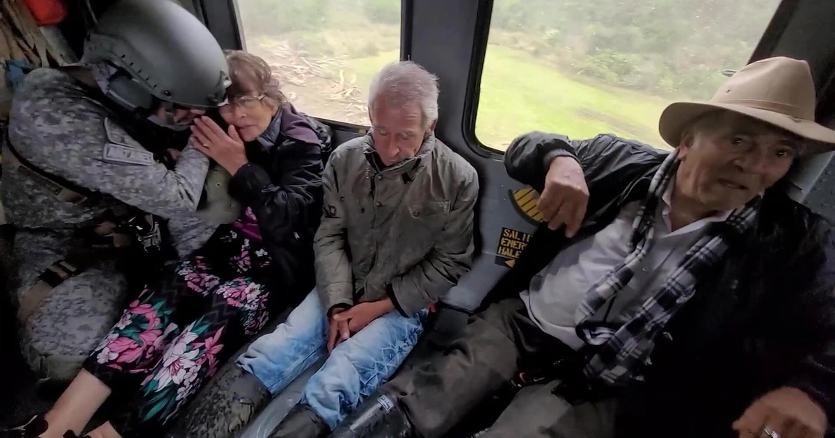 FAC rescató a adultos atrapados por alud