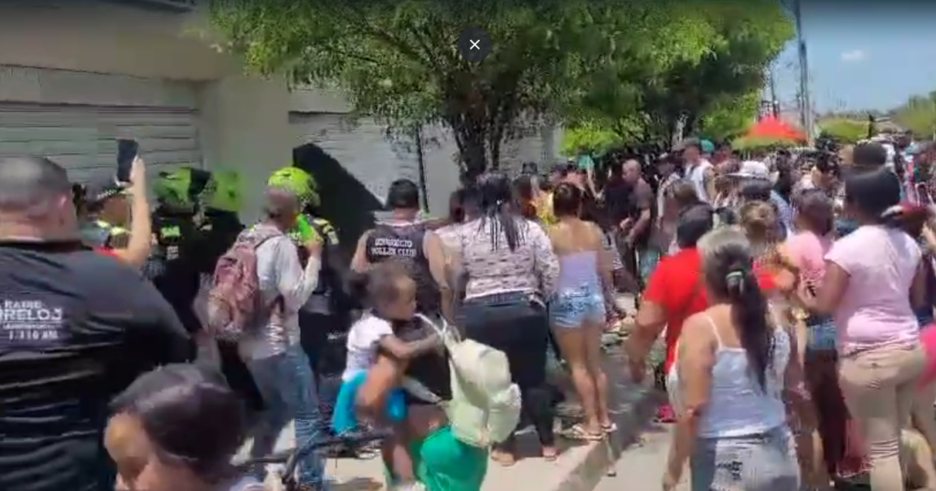 Comunidad Incendia Casa Del Asesino De Sofía Delgado